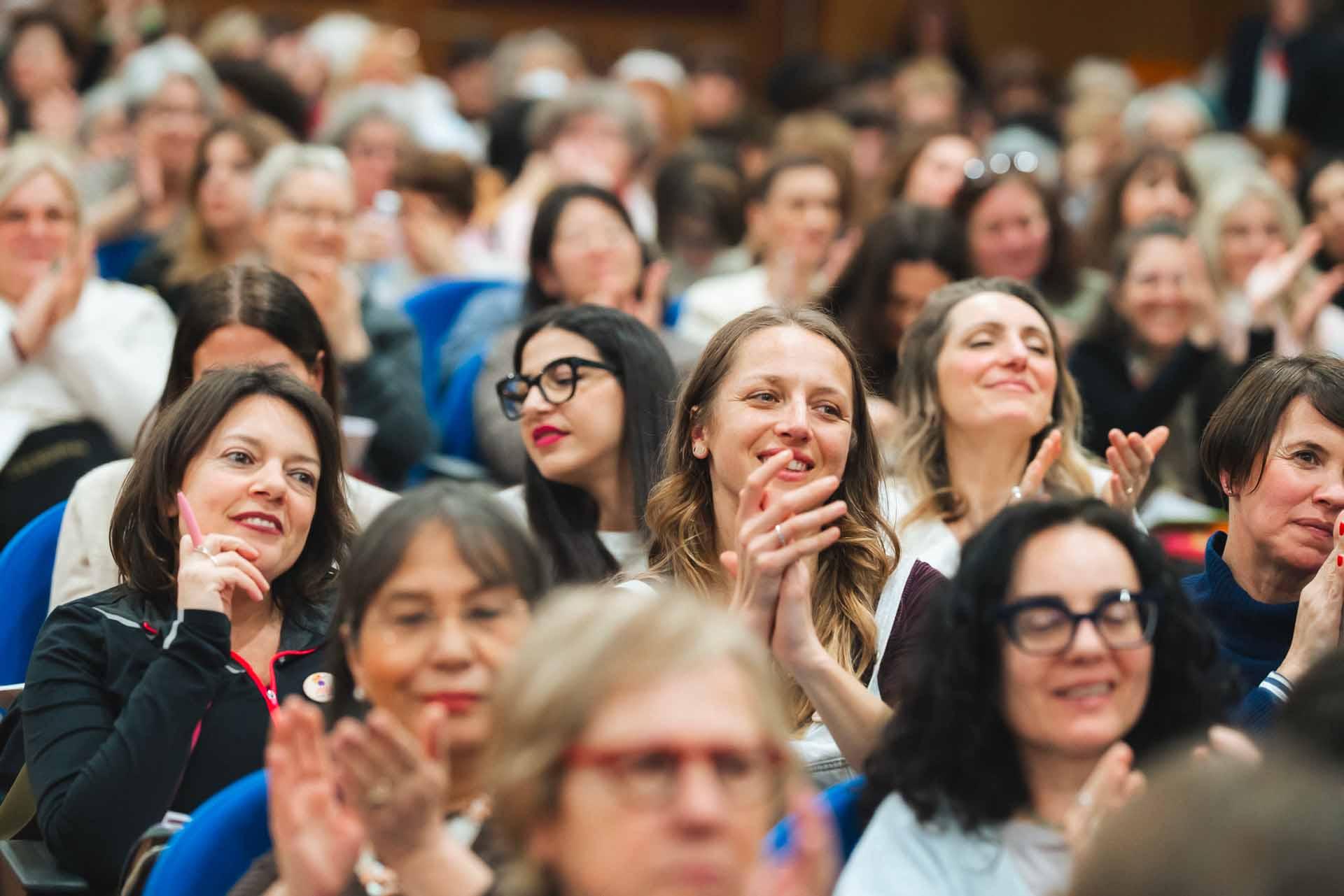 Gruppo donne - Il Nuovo Rinascimento